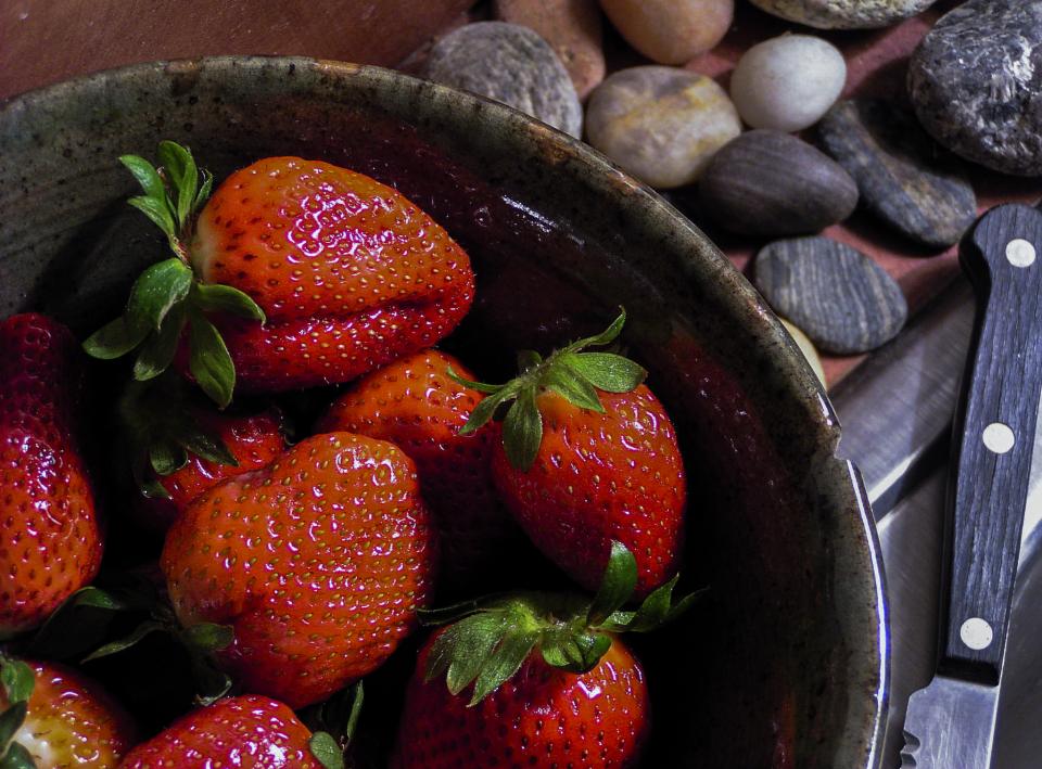 Oregon Strawberries | Shutterbug